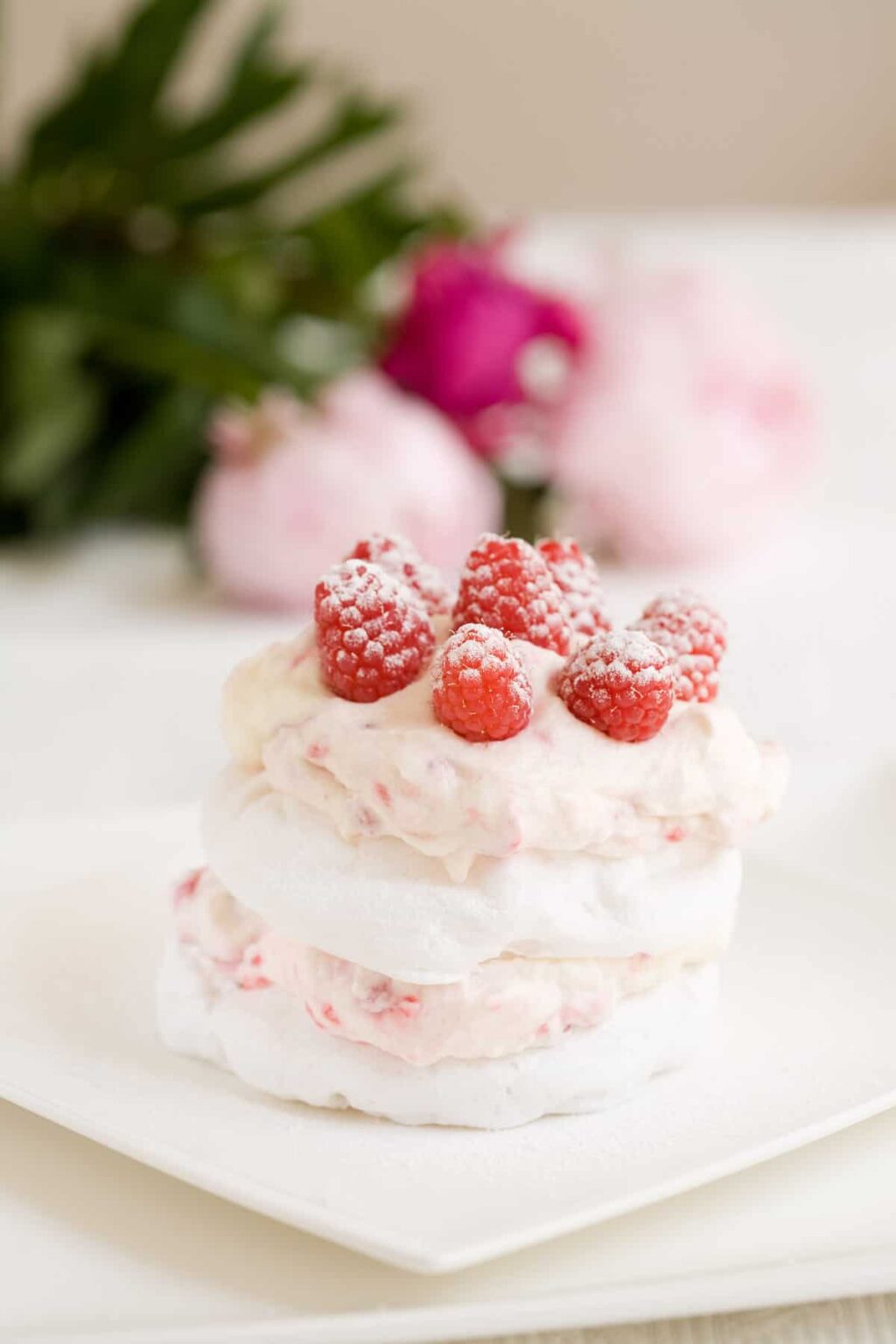 Raspberry meringue from the microwave - Simone's Kitchen