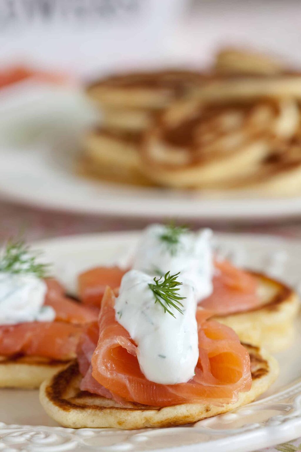 Blinis with smoked salmon and sour cream - Simone's Kitchen