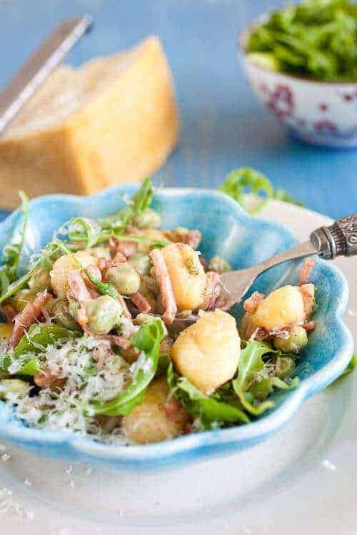 Gnocchi with gardenpeas and arugula | Simone's Kitchen
