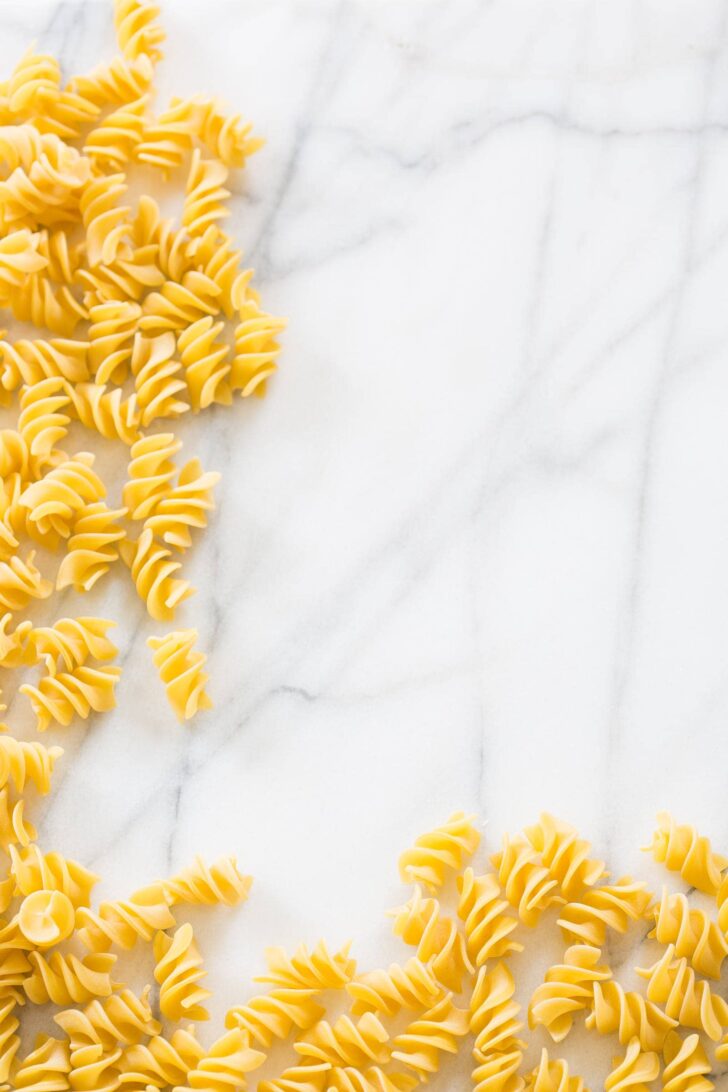 Pasta with feta and chili - Simone's Kitchen