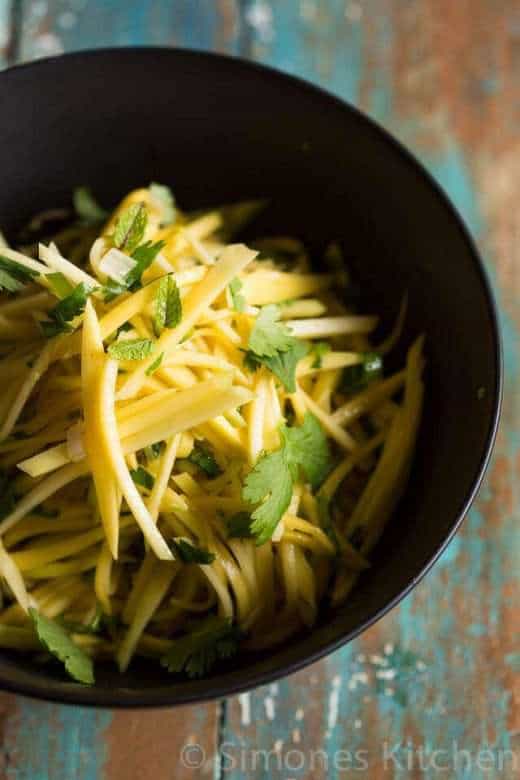 Green mango salad - Simone's Kitchen
