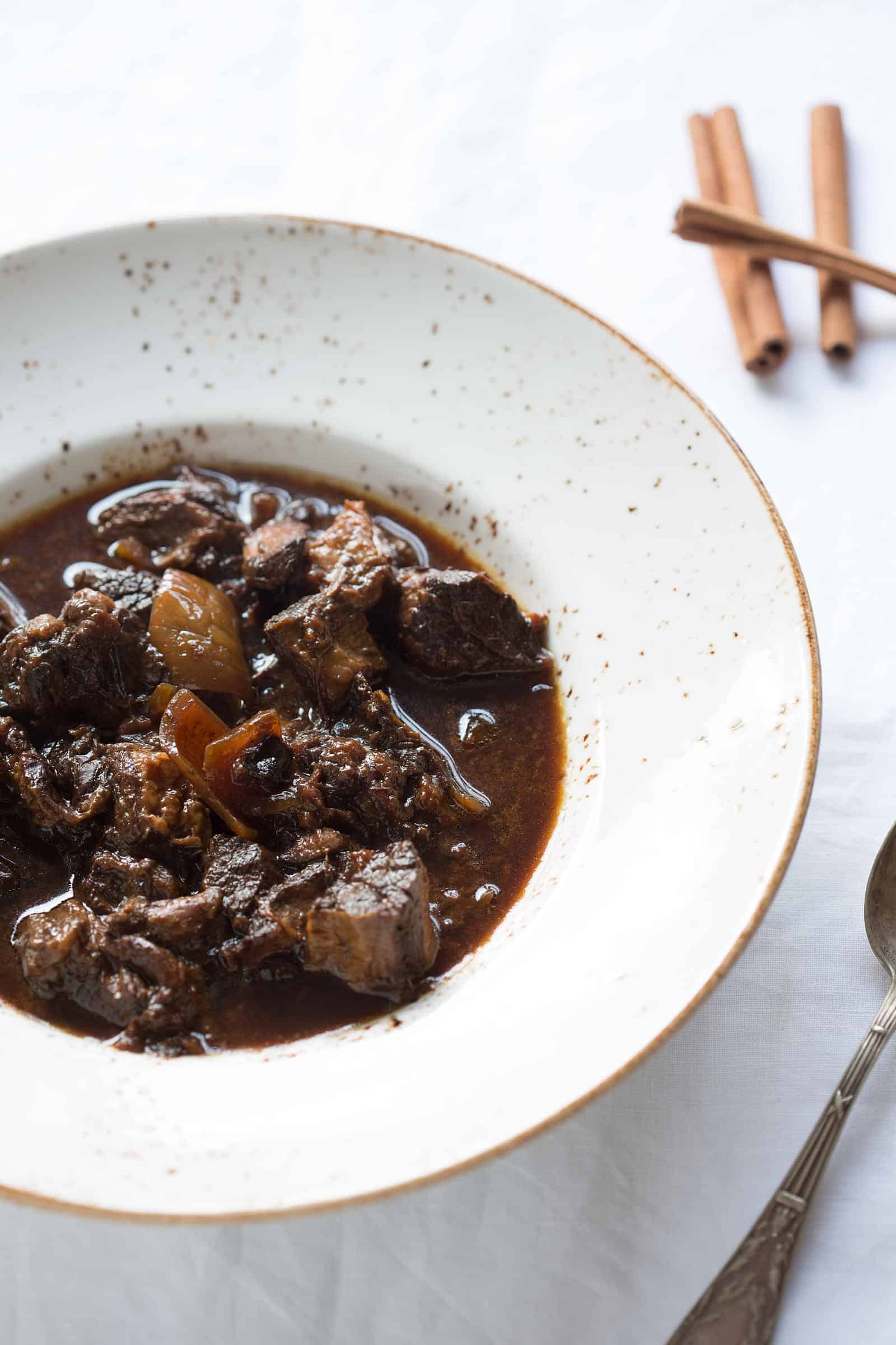 Delicious beef stew with prunes - Simone's Kitchen