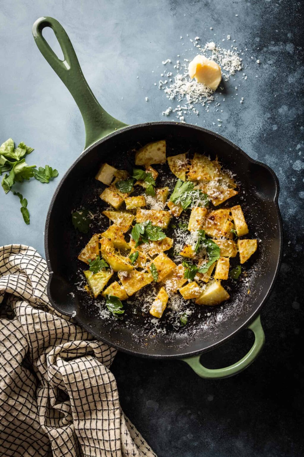 Creamy Pasta Gorgonzola Recipe With Mushrooms - Simone's Kitchen