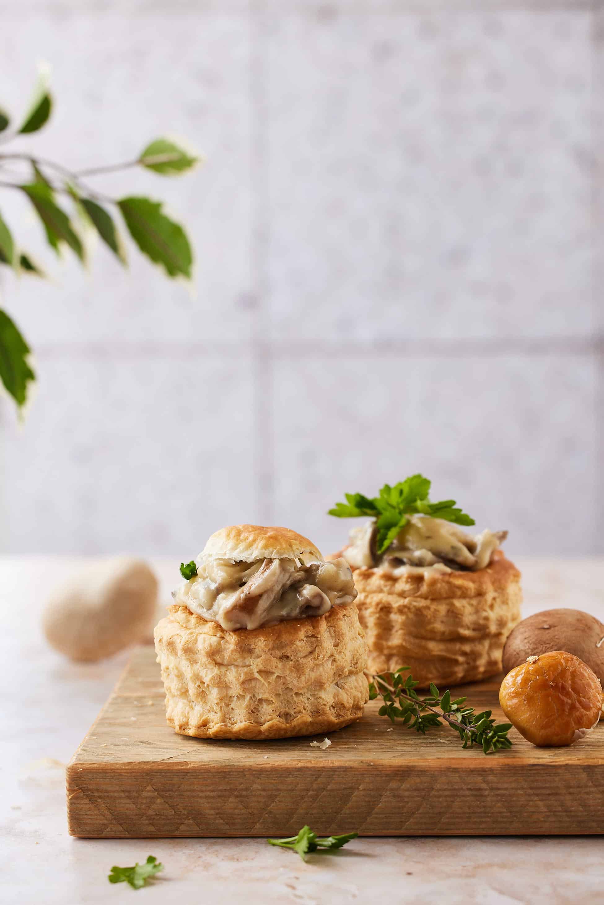 Ragout of mushrooms with puff pastry shells - Simone's Kitchen