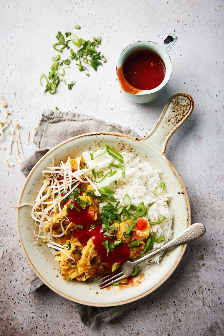 Egg foo young recipe (foeyonghai) - Simone's Kitchen