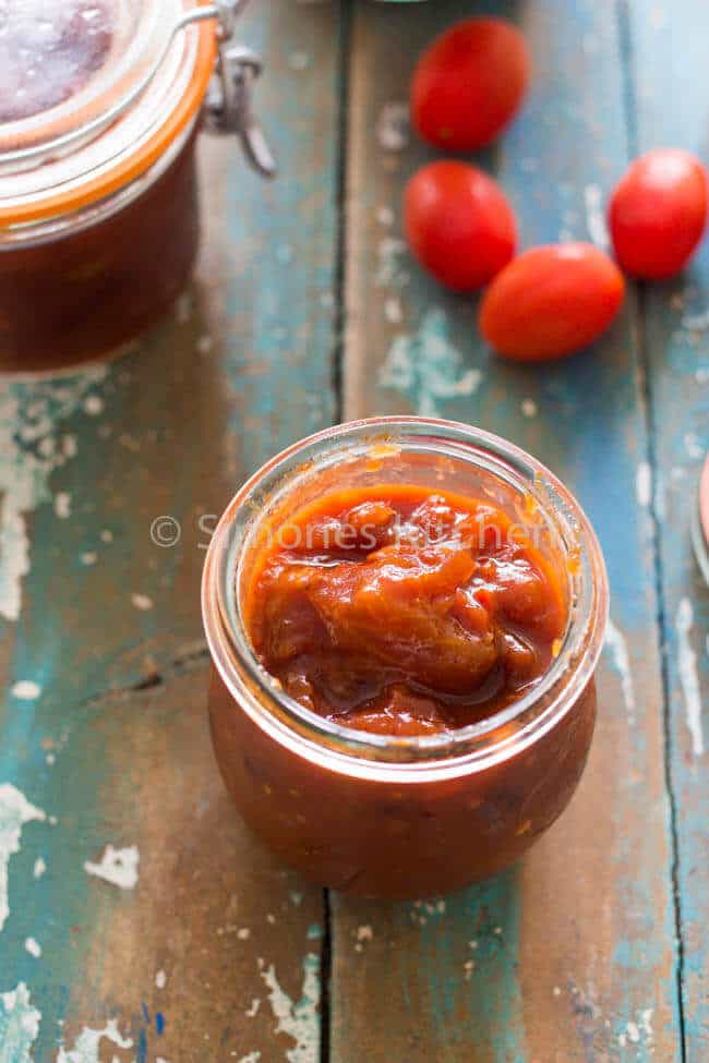 Homemade tomato chutney recipe (easy!) - Simone's Kitchen