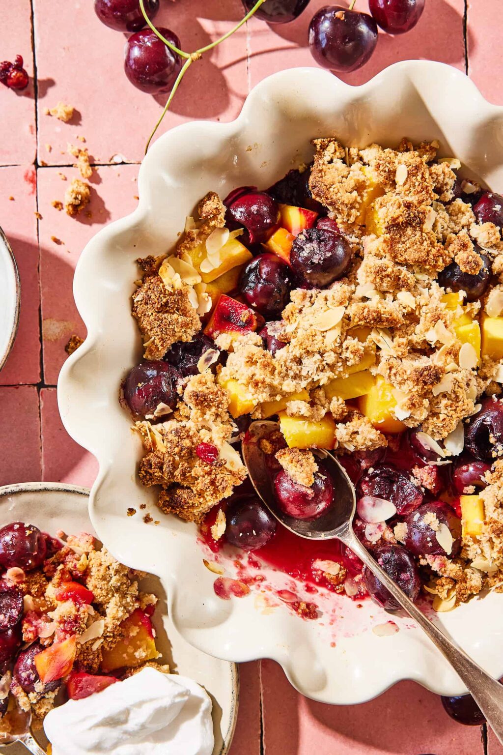 Easy almond crumble recipe with blackberry - Simone's Kitchen