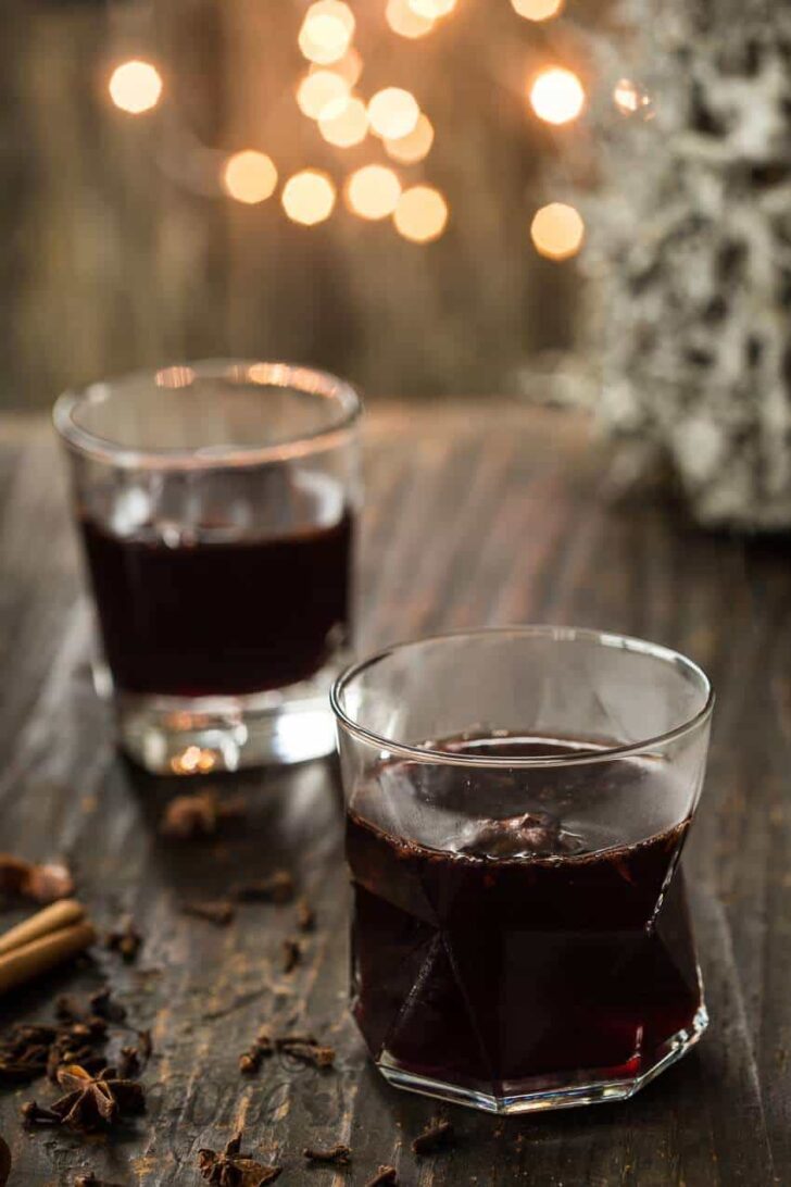 How to make mulled wine (with and without alcohol)