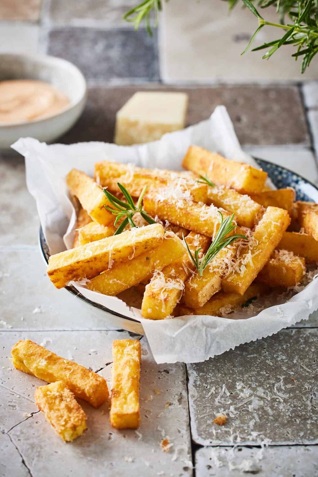 Perfect Homemade Crispy French Fries - Simone's Kitchen
