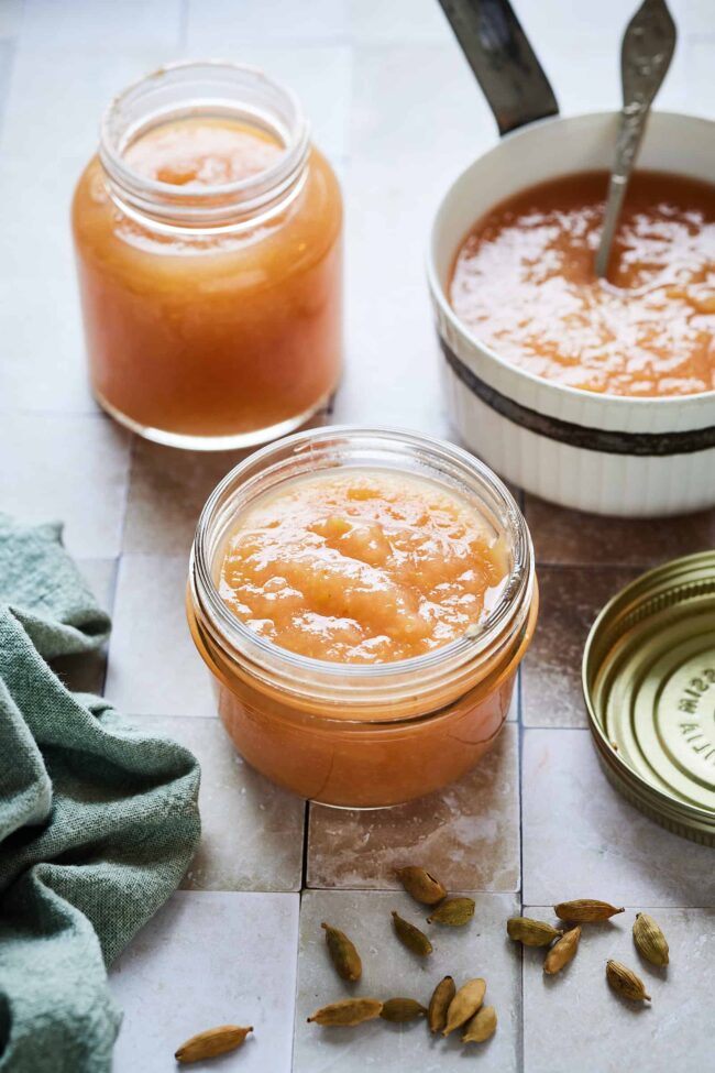 Easy homemade quince jam recipe - Simone's Kitchen