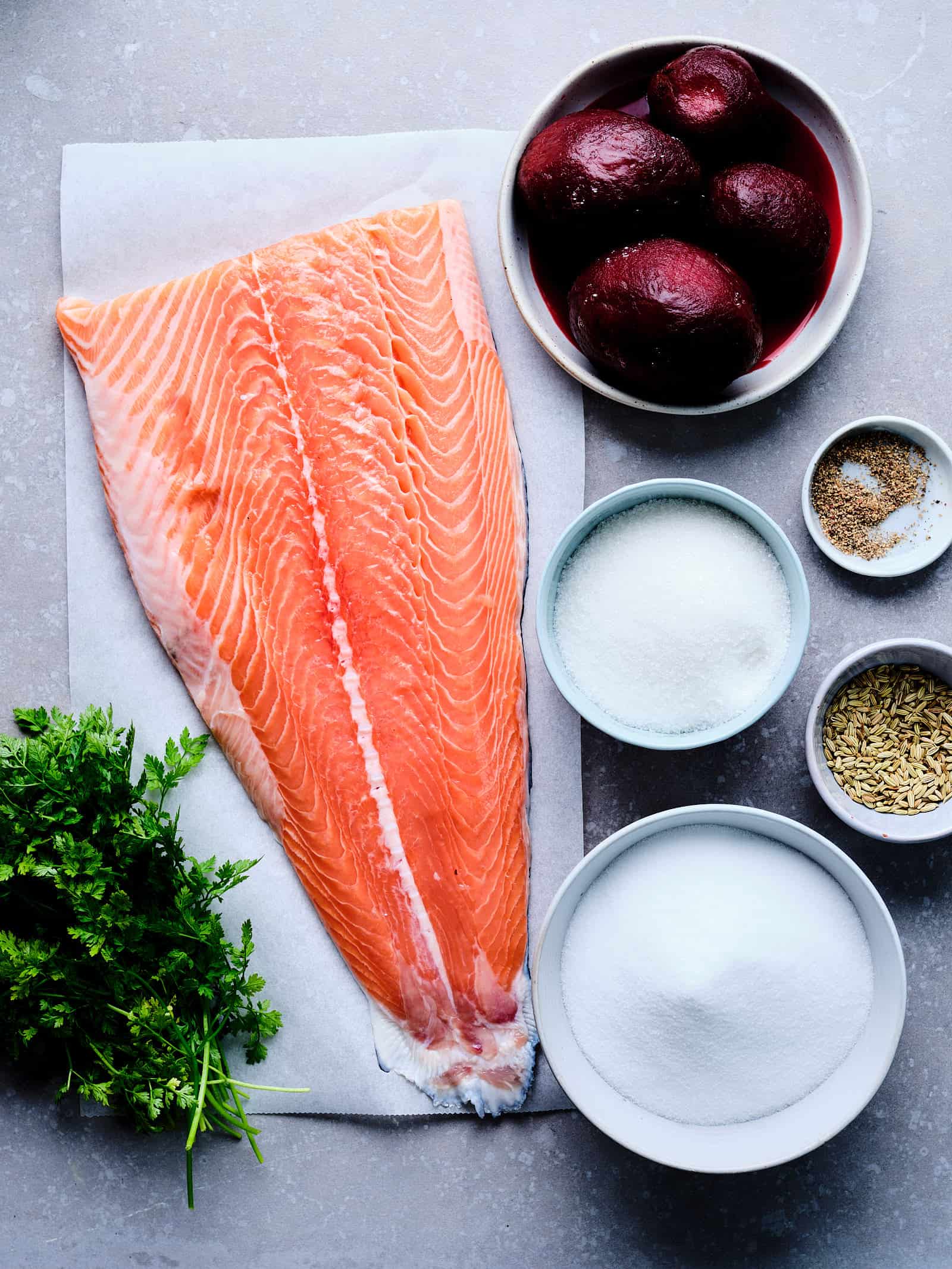 How to make gravlax with beetroot (cured salmon) - Simone's Kitchen