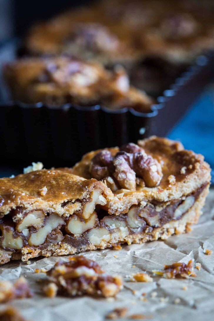 Walnut tart with caramel - Simone's Kitchen